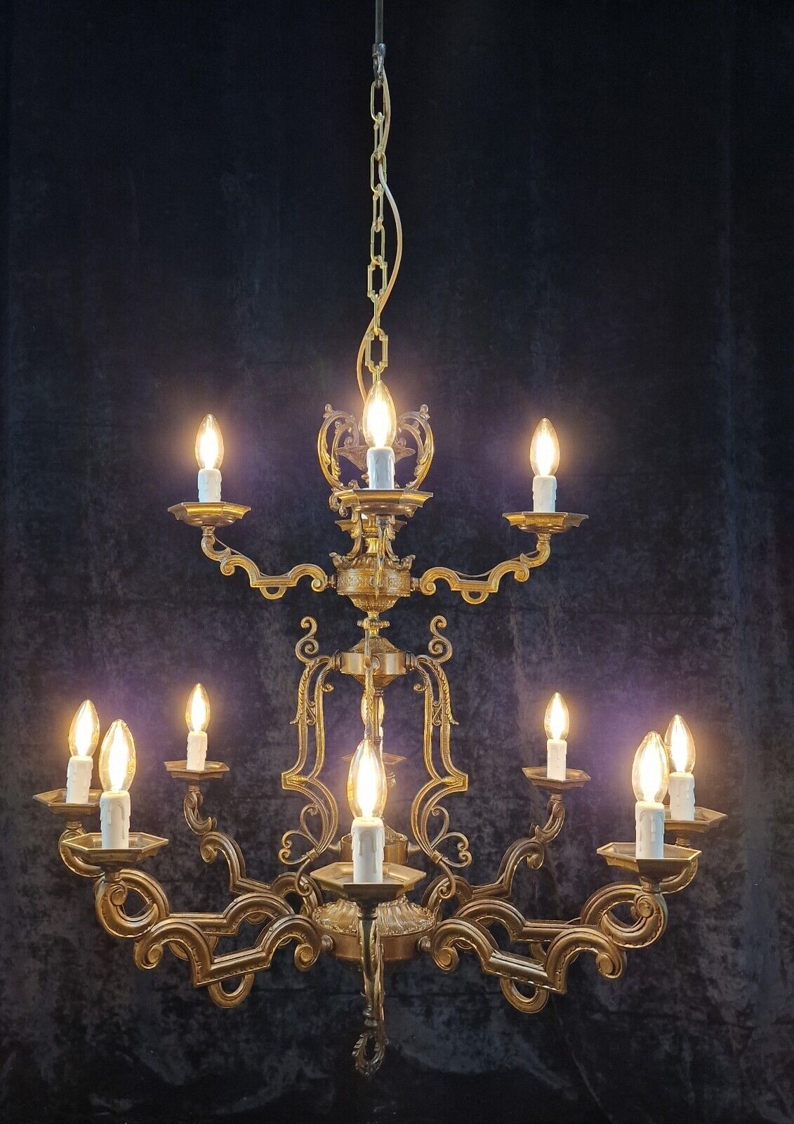 DECADENT DESIGNS ANTIQUE AND VINTAGE LTD – Decadent Designs