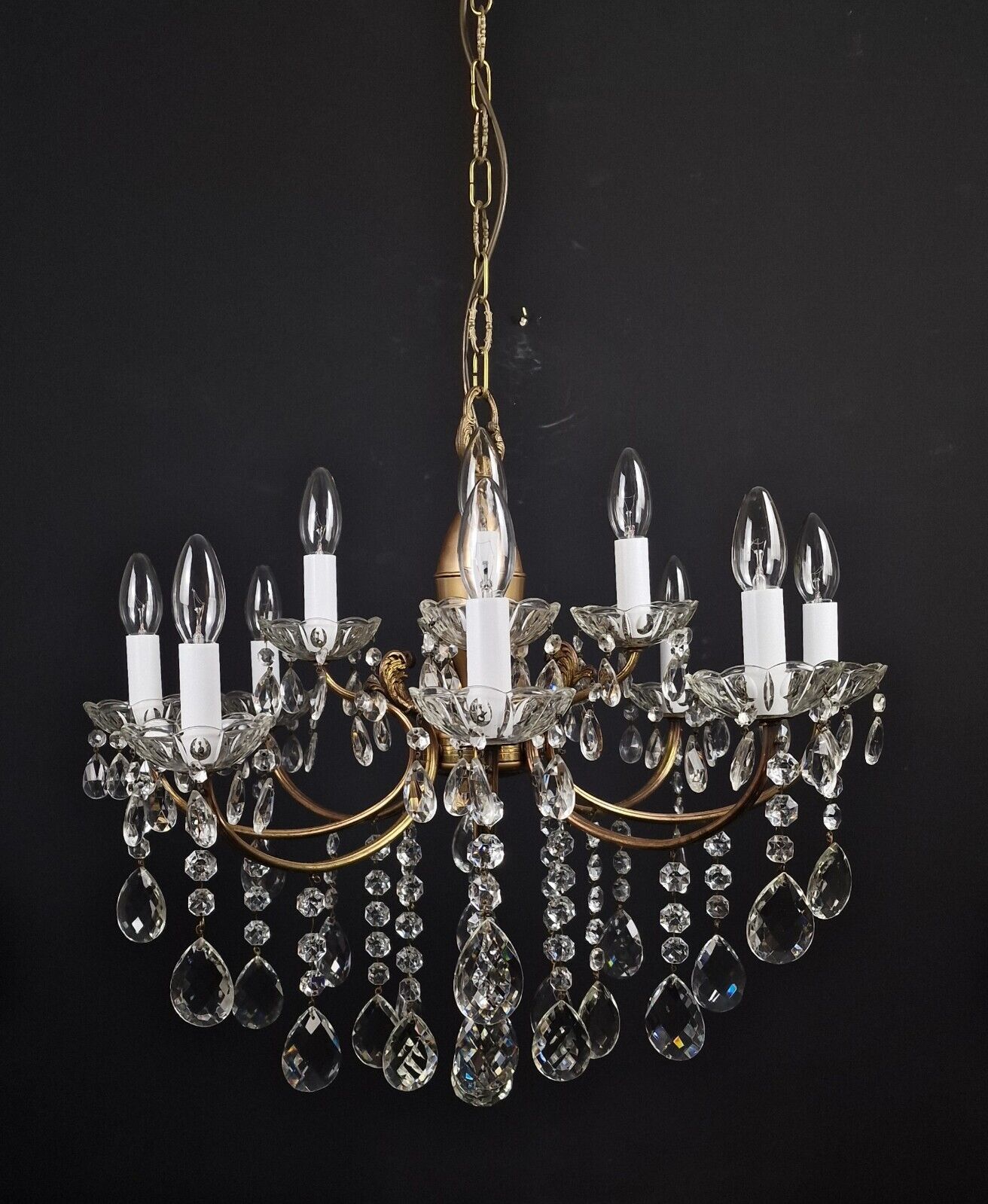 DECADENT DESIGNS ANTIQUE AND VINTAGE LTD – Decadent Designs