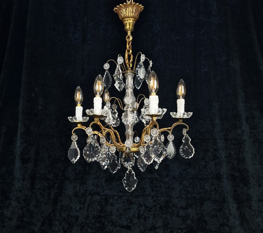 DECADENT DESIGNS ANTIQUE AND VINTAGE LTD – Decadent Designs